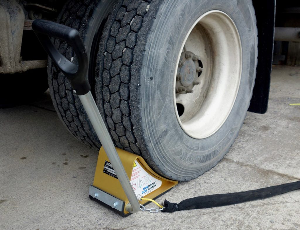 Dok-Chock™ - NORDOCK Inc.